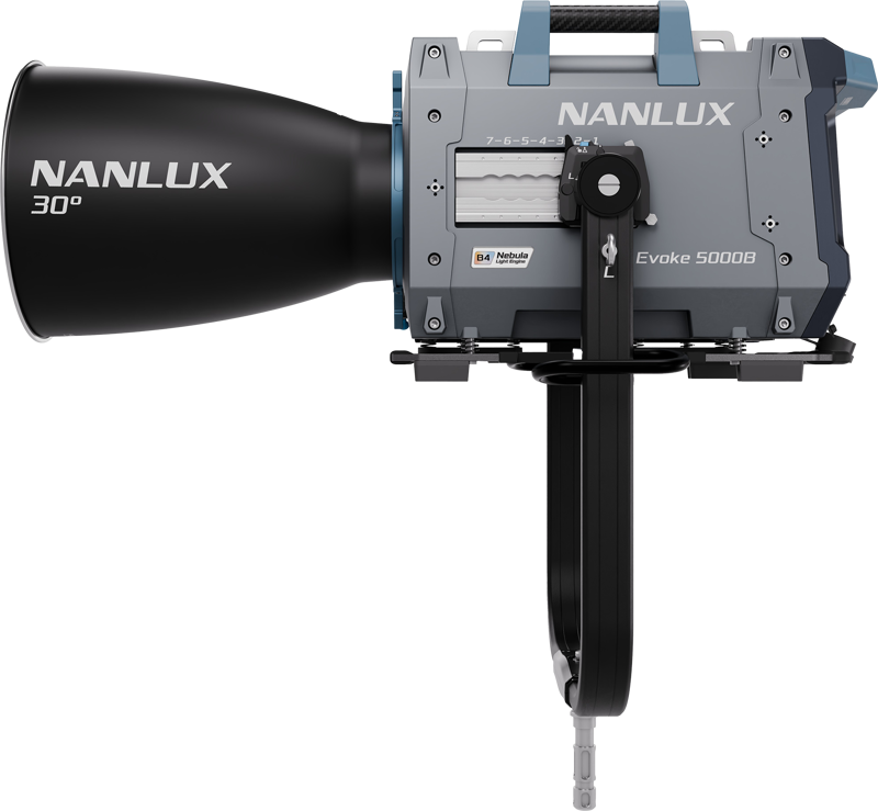 NANLUX Evoke 5000B Spot Light in Flight Case with 30° Reflector - MediaGear
